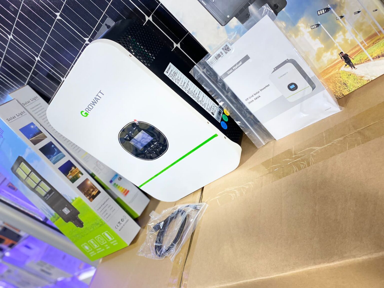 INVERSOR HIBRIDO GROWATT 3000W – 24V CONTROLADOR MPPT 50AH ...